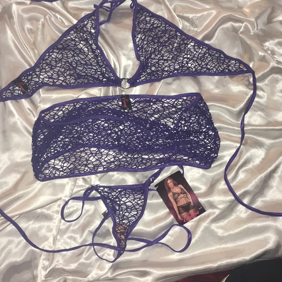 Magic Silk | Intimates & Sleepwear | Magic Silk Exposed Lingerie 3pc ...